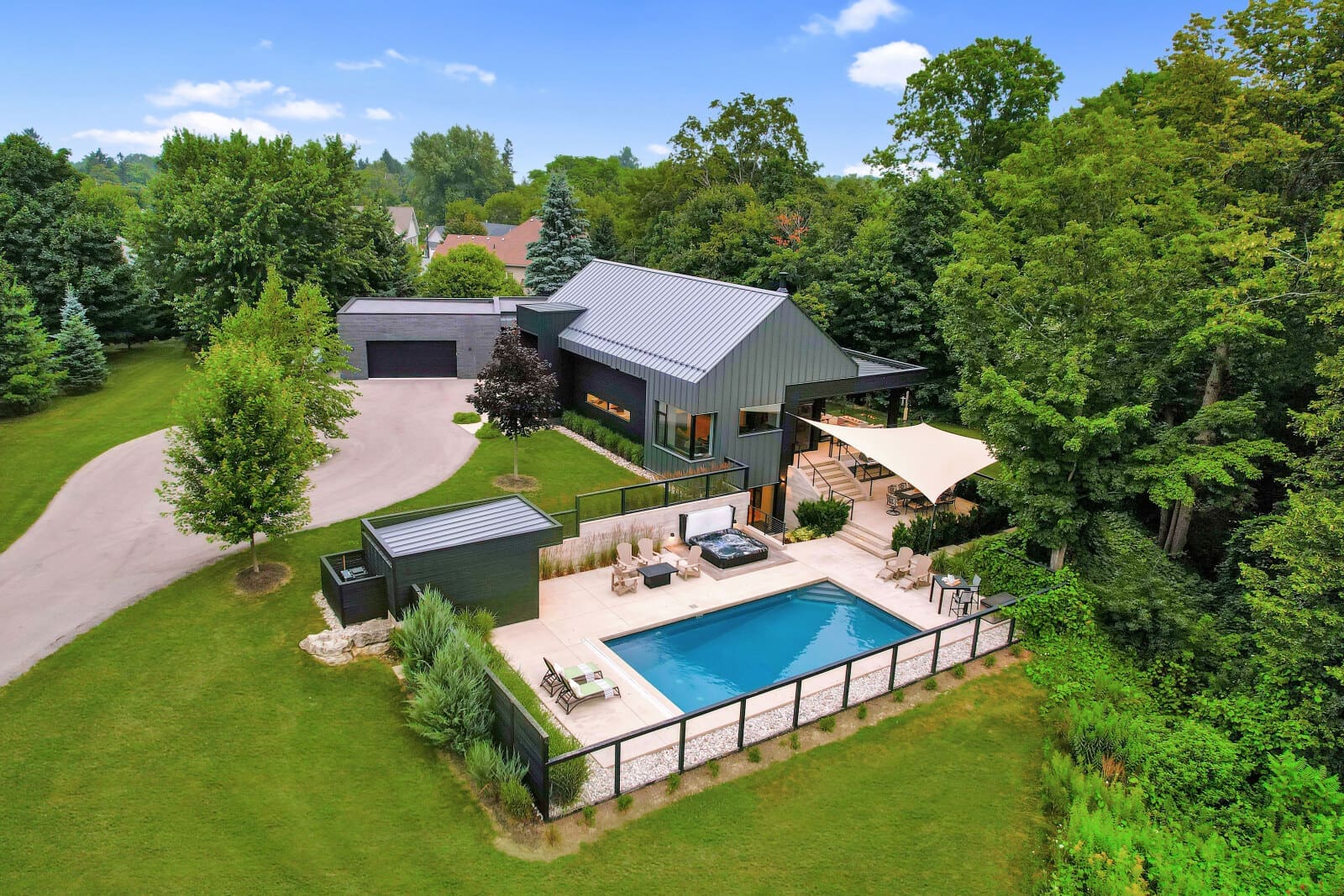 42 Napier St. East | Listed by The Kearns Group